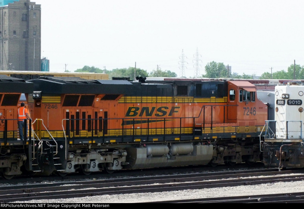 BNSF 7246